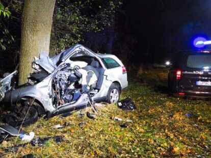 Unfall in der Gemeinde Apen: 18-Jähriger aus Landkreis Leer tödlich verunglückt