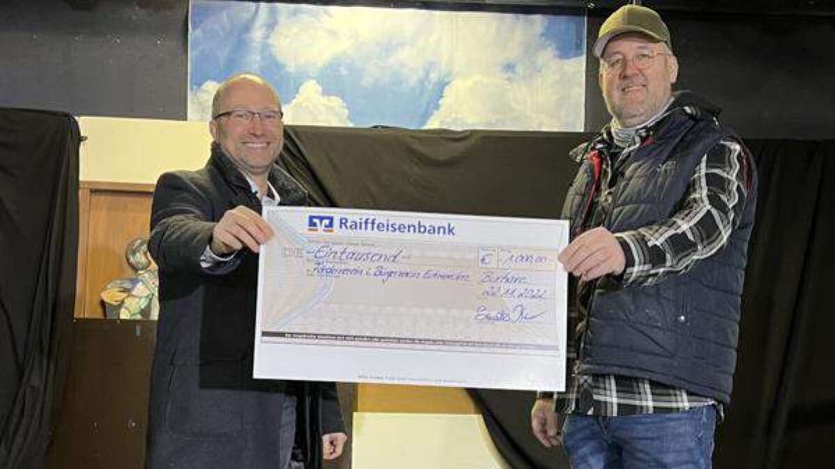 Bürgerverein Eckwarden: 1000 Euro für mobile Bühnenwände