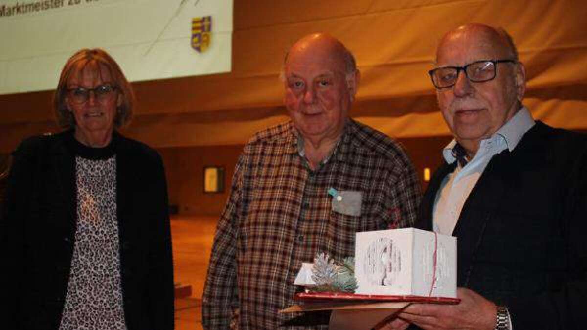 Marktmeister Elsfleth: Reinhold Rotter übernimmt von Werner Ahlers