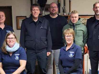 Freiwillige Feuerwehr Hohenkirchen bekommt Spenden im Wert von mehr als ...