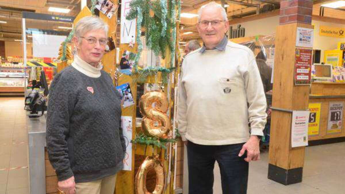 Supermarkt Berne: Werner Wigger von Edeka Wigger feiert 80. Geburtstag