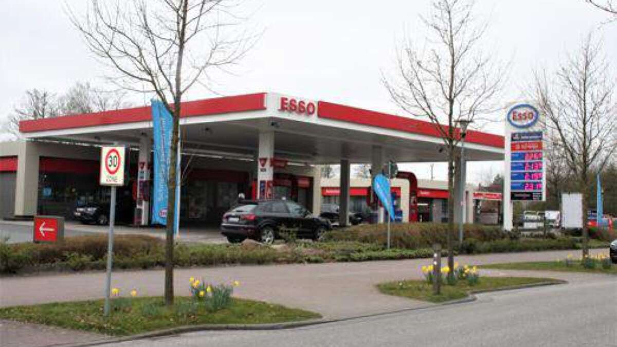 Jahresrückblick April 2022: Esso-Tankstelle in Bad Zwischenahn muss ...