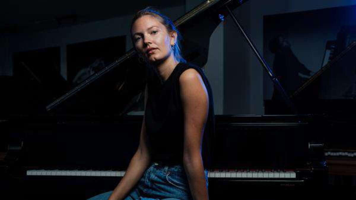 Karoline Kaminski Dangast: Sängerin bringt neue Single im Februar heraus