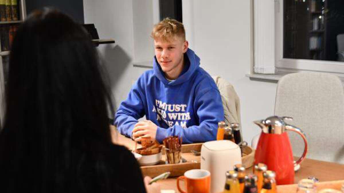 Luca Prasse aus Hinte: Im Interview spricht er über seinen Profivertrag ...