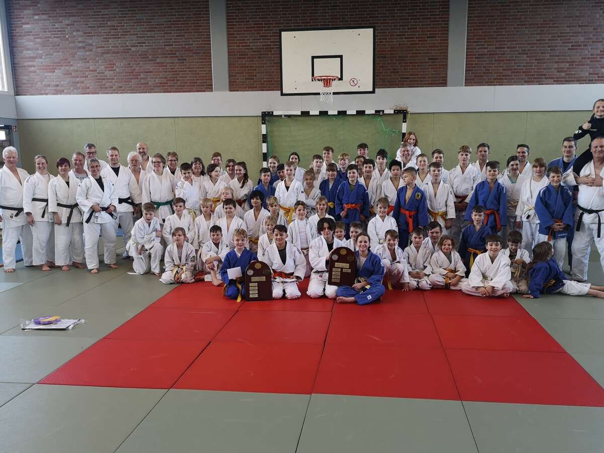 Ostfriesland: Judo-Wettkampfförderung mit erstem Training 2023 mit 67 ...