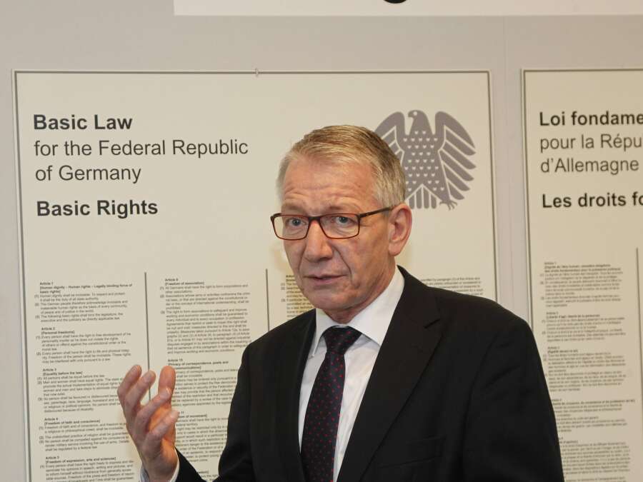 Dirk-Ulrich Mende rückt für neuen Sozialminister in Bundestag nach
