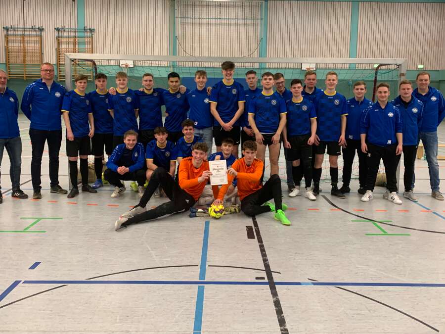 Futsall-Hallenkreismeisterschaft der A-Junioren: JSG Saterland holt zum großen Coup aus
