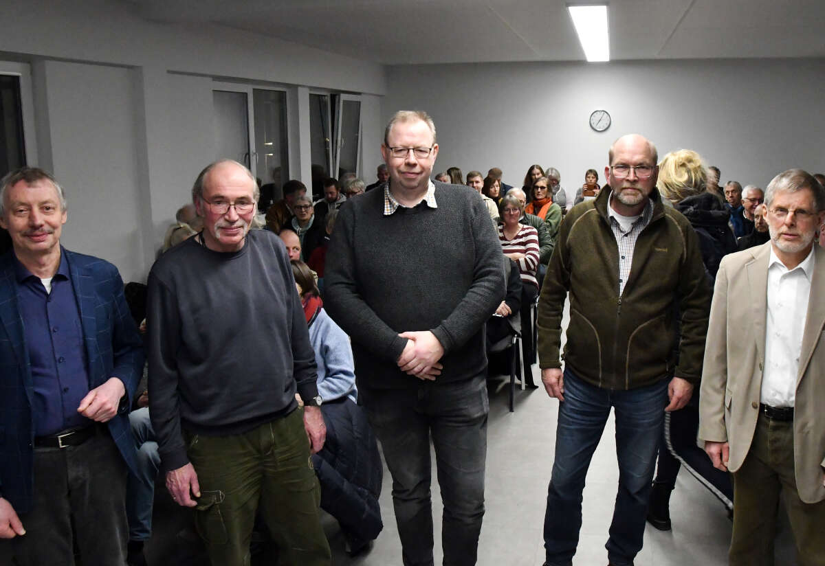 Vortrag von VHS und Nabu: Wofür sich Wölfe bei Wildeshausen entscheiden ... Vortrag von VHS und Nabu: Wofür sich Wölfe bei Wildeshausen entscheiden ...