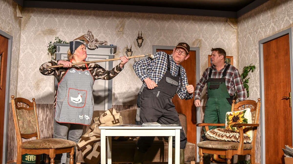 Theater in Friesland: Theatergruppe Bockhorn mit “Karnickel, Korn und ...