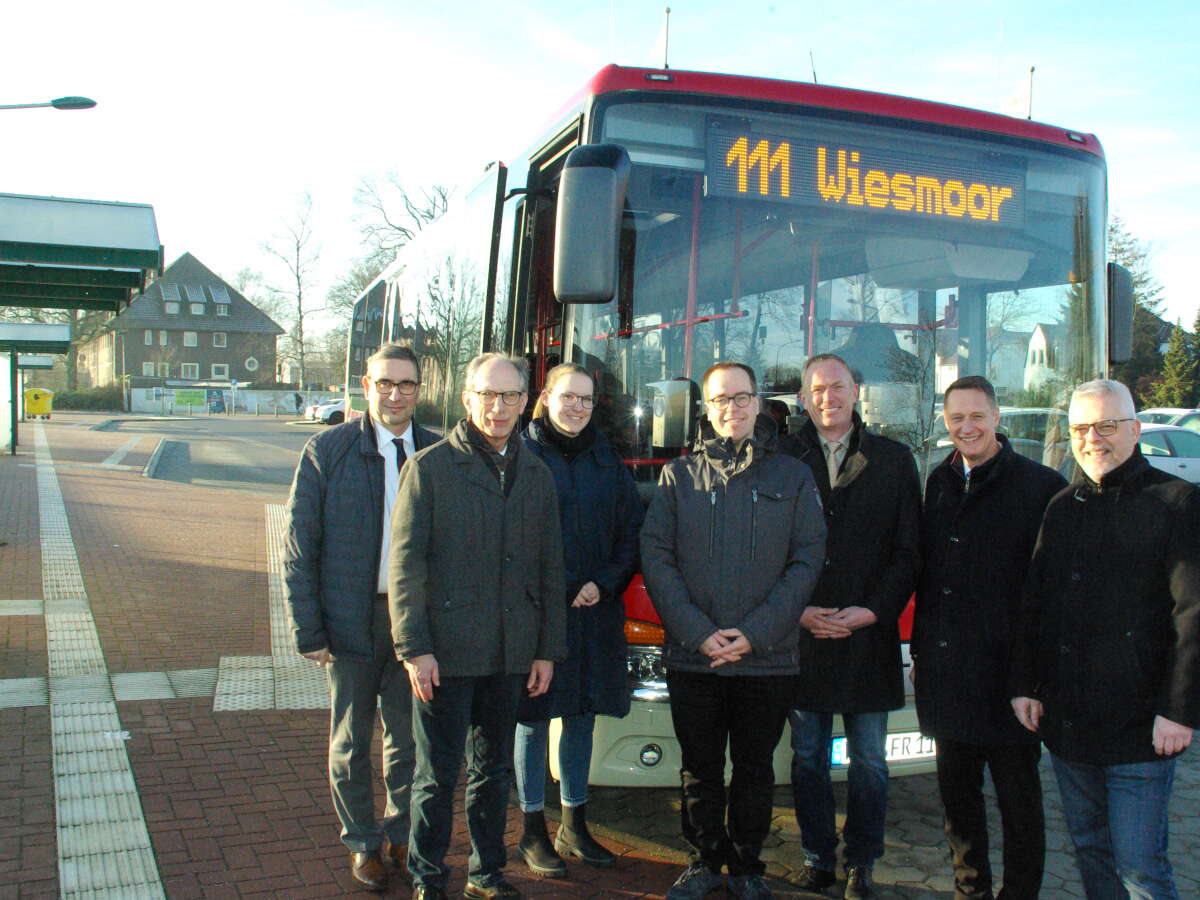Busse in Friesland und Wittmund: Neue Linie 111 von Wilhelmshaven über ...