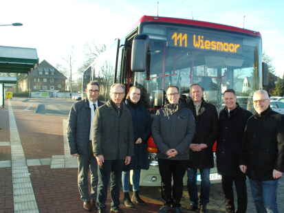 Busse in Friesland und Wittmund: Neue Linie 111 von Wilhelmshaven über ...