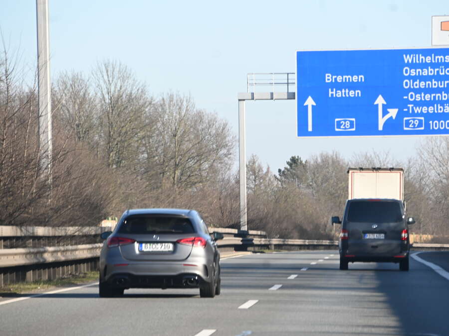 A 28: Parkplatz Hurrel-Süd zwischen Hatten und Hude gesperrt