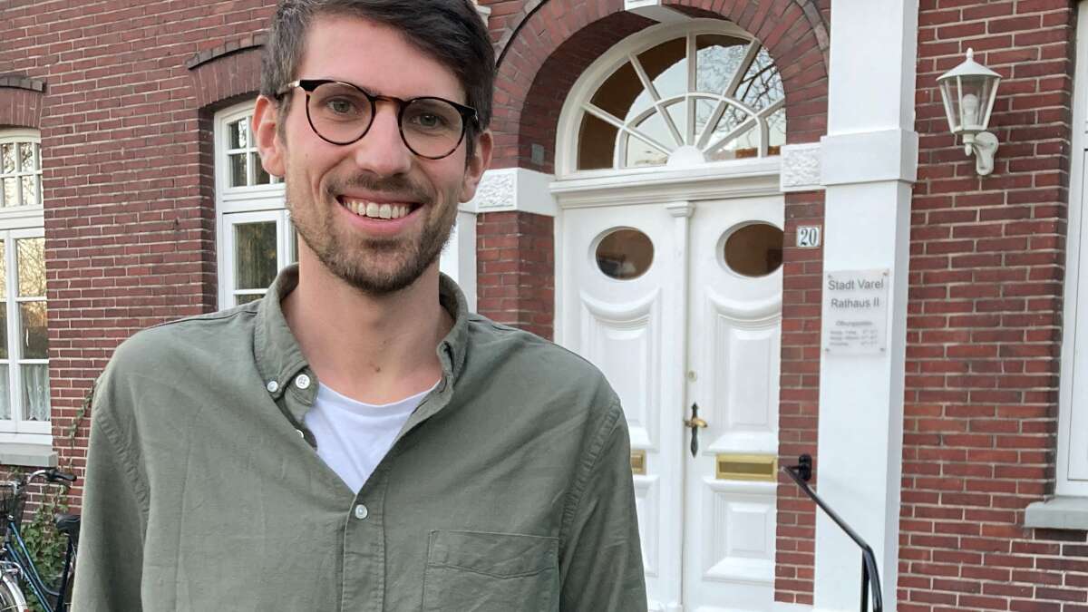 Stadt Varel: David Ahlers ist neuer Klimaschutzmanager – Vortrag im Rathaus