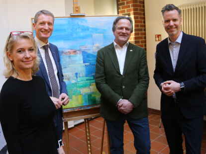 Ausstellung von Tamara Nickel in Ganderkesee: Collagen als Zeitzeugnis