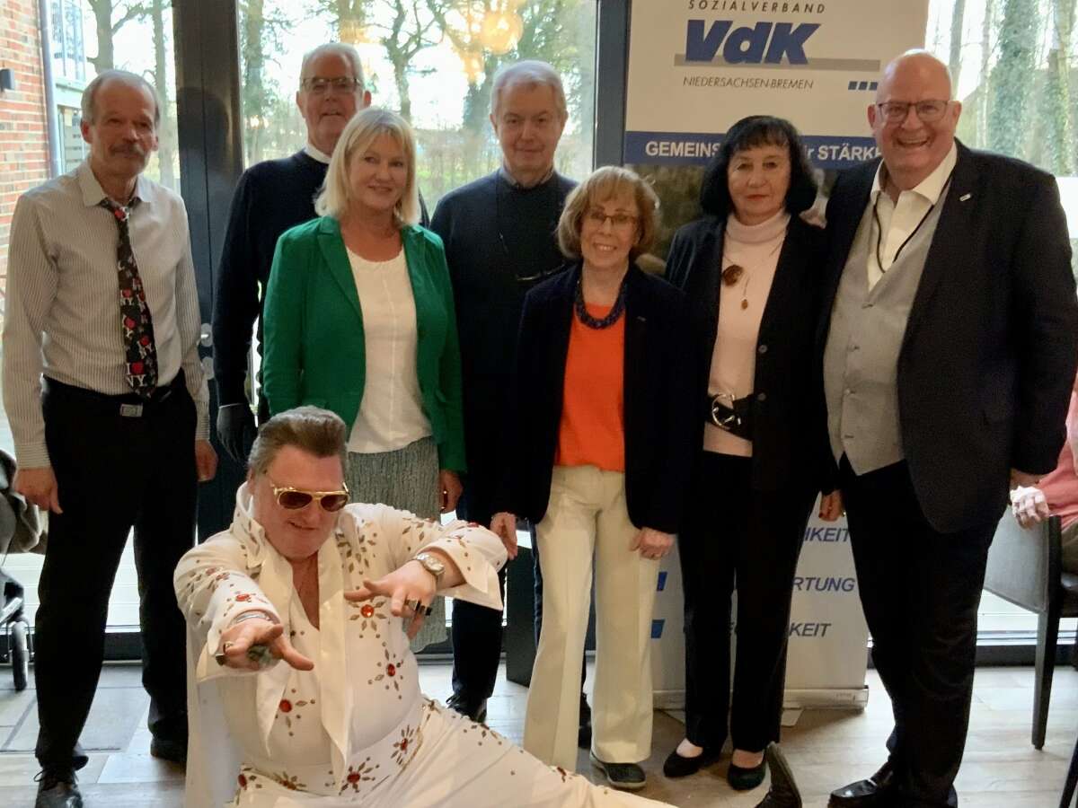 VdK-Ortsverband Bad Zwischenahn: Beim Neujahrsempfang wird mit Elvis ...