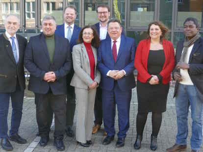 Niedersächsischer Integrationsrat in Emden: Neuer Minister Philippi als ...