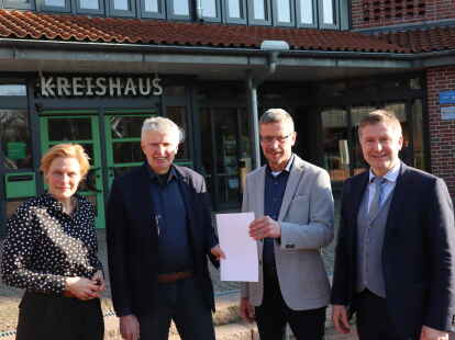 Stuhr rückt für Nieslony an die Spitze im Bauordnungsamt des ...