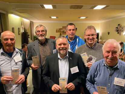 Zehn Jahre Nabu-Ortsgruppe Hatten: Praktischer Naturschutz als ...