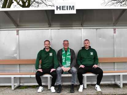 Emden: Fußball-Bezirksligist Sportfreunde Larrelt verlängern mit ...