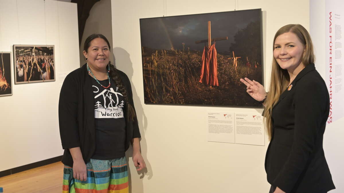 World Press Photo 2022 in Oldenburg: Preisträgerin Amber Bracken trifft ...