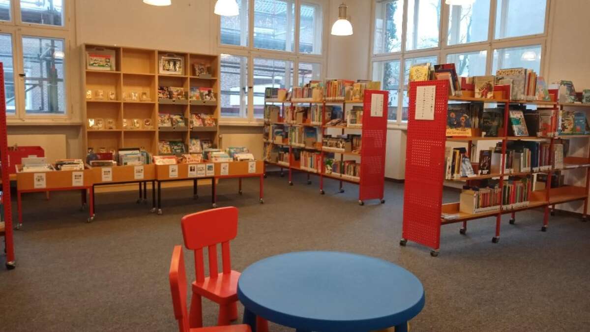 Zisch Emden: Beim Lesen rücken Freundschaft und Familie stärker in den ...