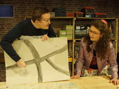 Niederdeutsche Bühne Neuenburg: Zusatztermin „Twee as Bonnie un Clyde“