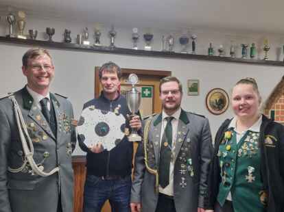 Schützenverein Altenhuntorf feiert Königsball im Eckflether Kroog