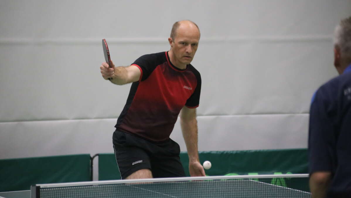 Tischtennis beim Hundsmühler TV und VfL Wildeshausen