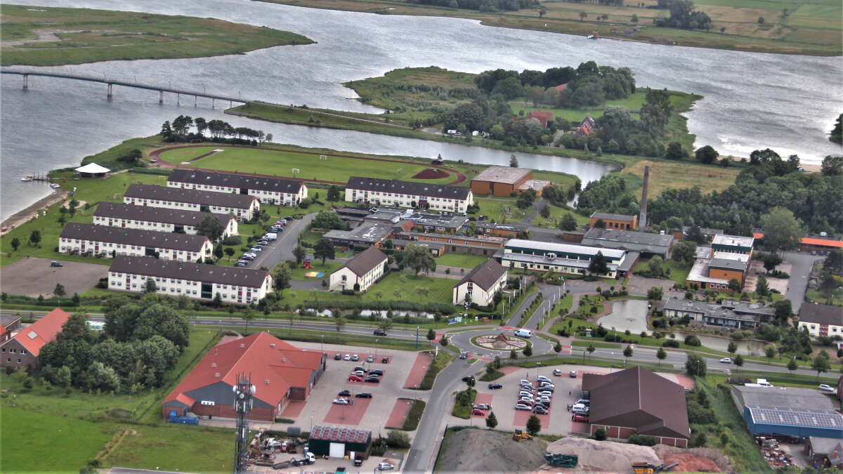 Dorf Wangerland wird Flüchtlingsunterkunft: Bis zu 400 Asylsuchende in ...