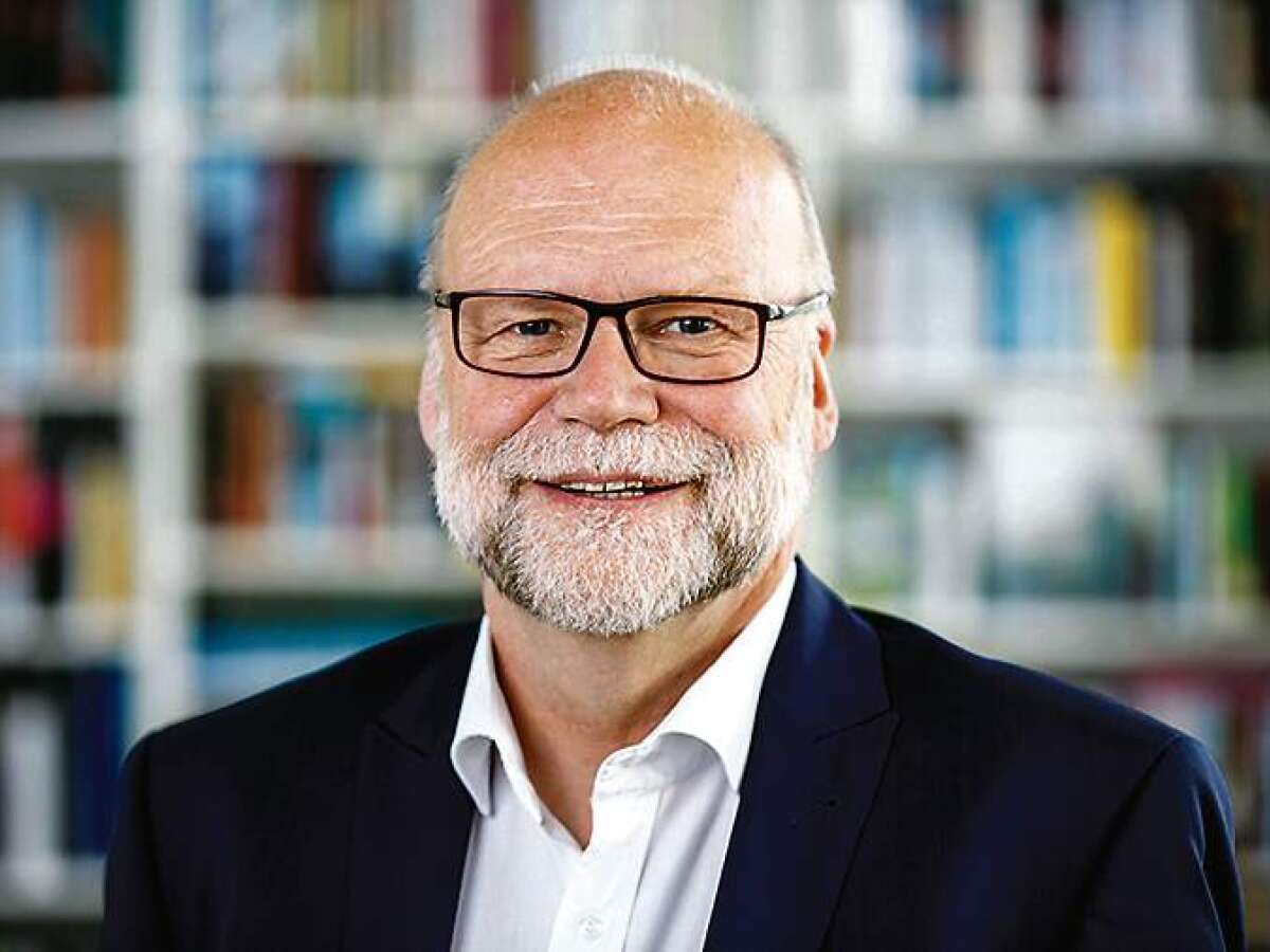 Ehemaliger Museumsdorfdirektor Uwe Meiners hält leidenschaftliches ...