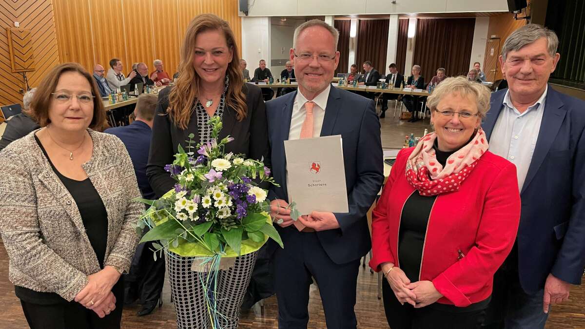 Linderns Bürgermeister Karsten Hage wird neuer Erster Stadtrat in Schortens