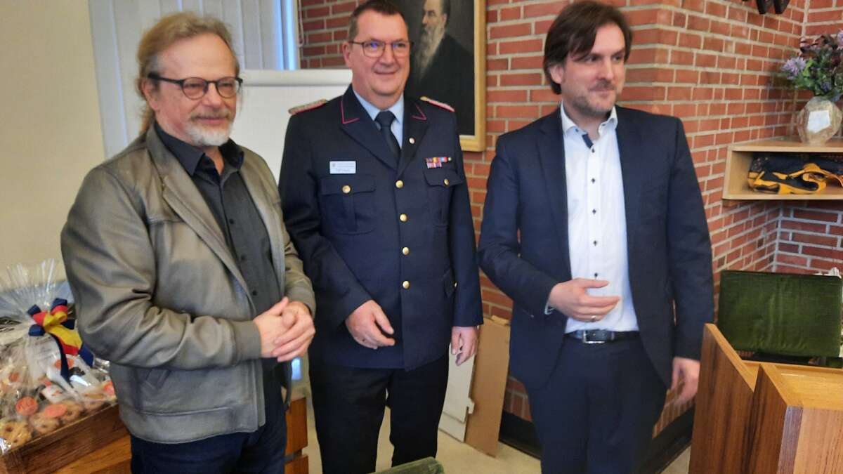 Stadtrat Nordenham verabschiedet Stadtbrandmeister Ralf Hoyer