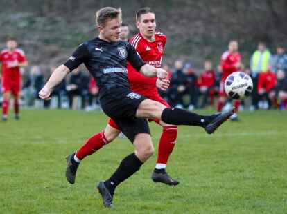 Fußball: TuS Obenstrohe gewinnt Derby gegen Heidmühler FC