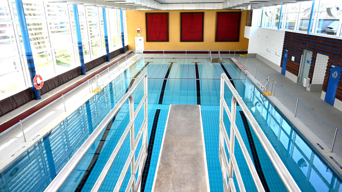 Hallenbad in Ganderkesee öffnet nach Sanierung für Schulen und Vereine