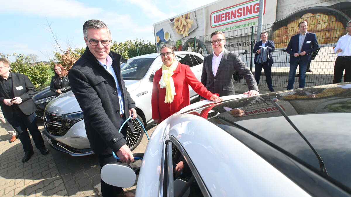 Feldversuch bei Wernsing in Essen (Oldenburg): Wenn Elektroautos ...