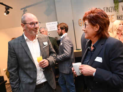 75 Jahre Müller & Egerer: Goldene Ehrenurkunde der Handwerkskammer zum ...