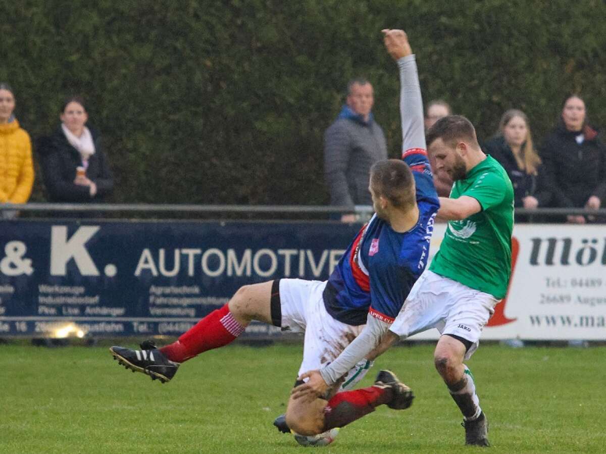 Fußball: TuS Vorw. Augustfehn gewinnt Derby beim TV Apen