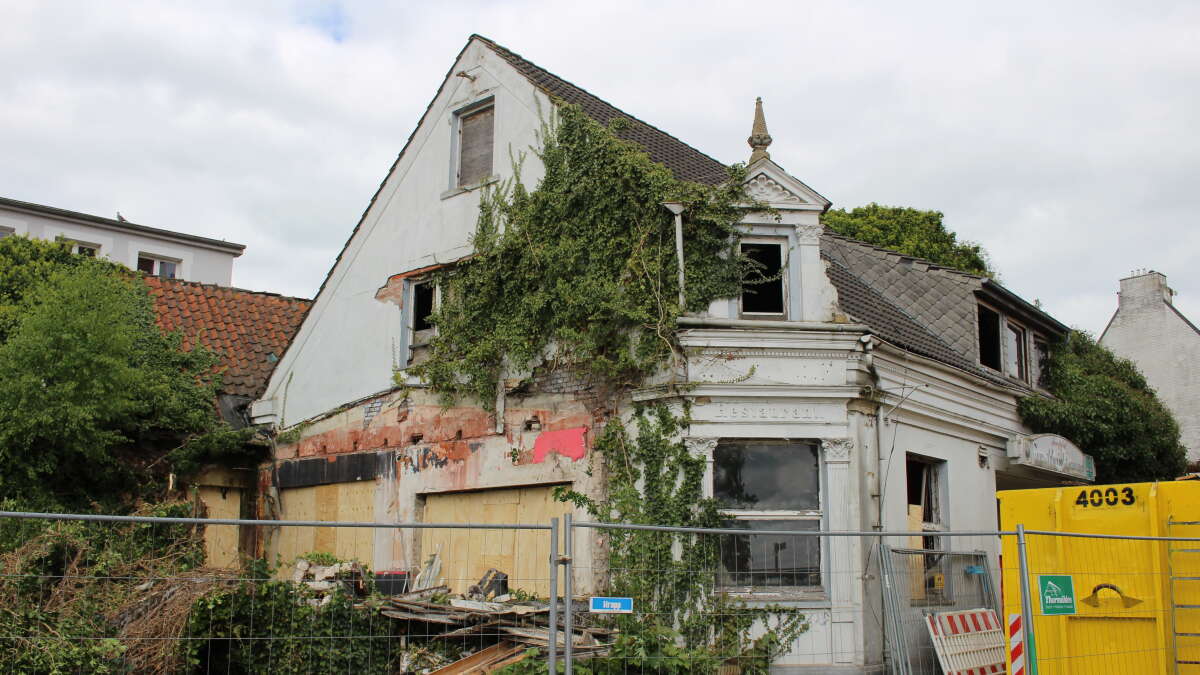 „Zum Admiral Brommy“ in Brake: Gebäude soll vorsichtig saniert werden