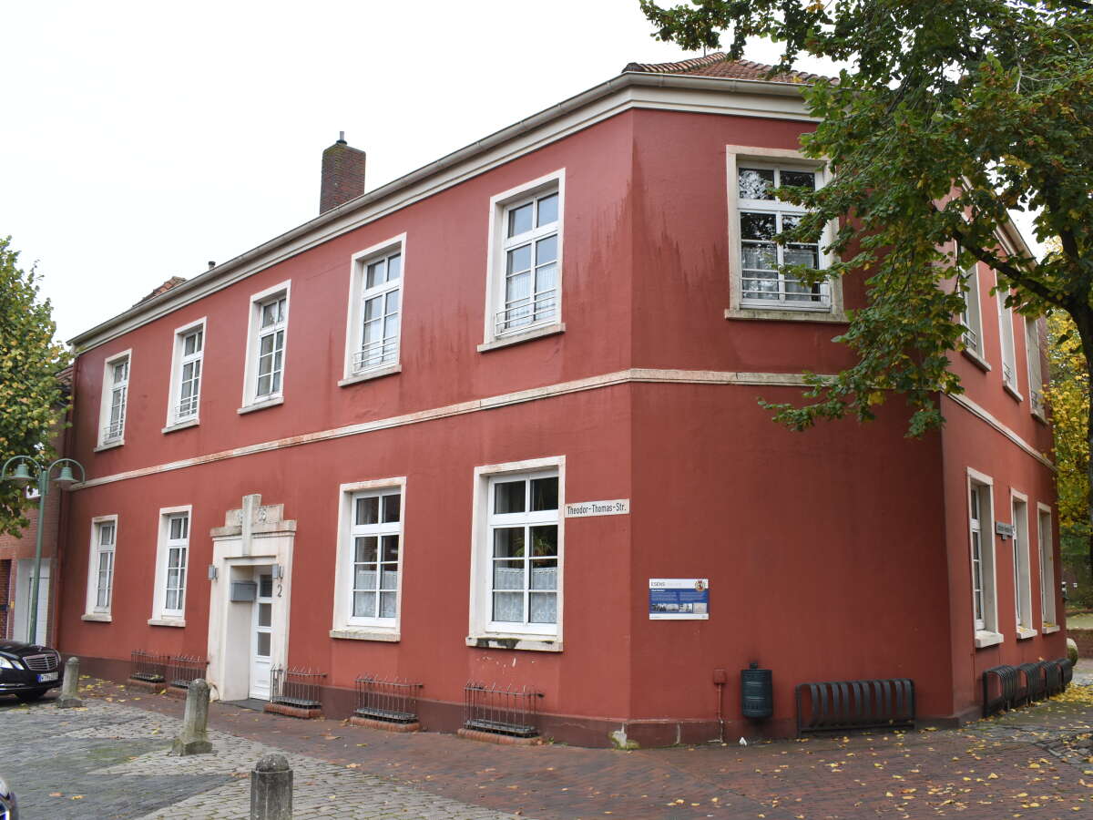 Jugend in Esens: Anja Funk-Janßen berichtet von der Jugendpflege nach ...