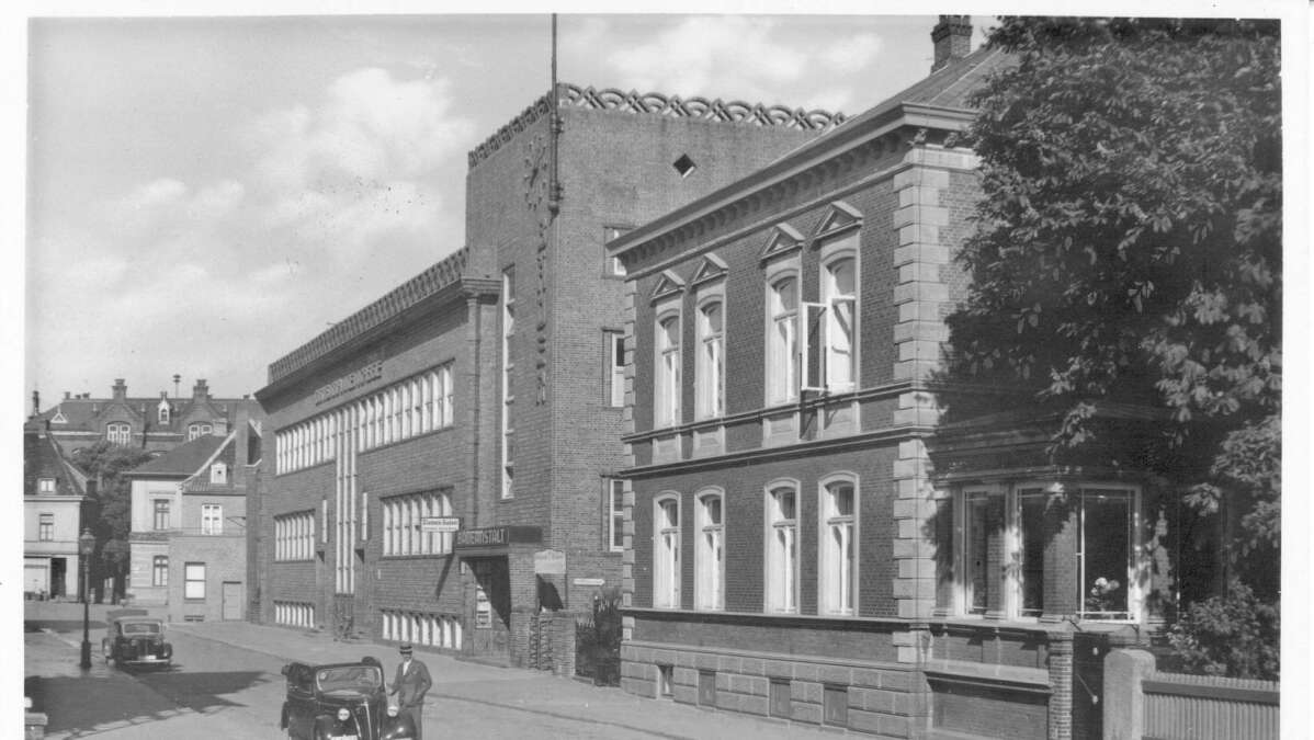 Serie „Damals in Emden“: Am Zeichentisch von Walter Heim entstand das ...