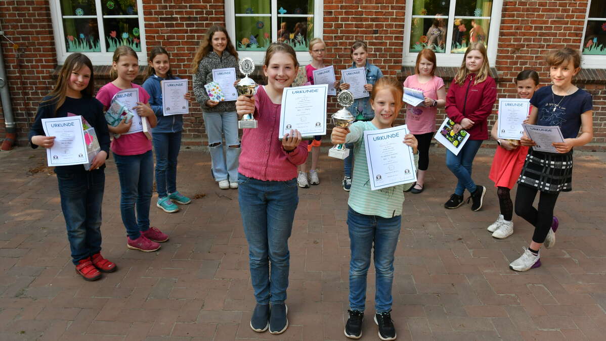 Vorlesewettbewerb in der Gemeinde Ganderkesee: Emma und Julia lesen ...