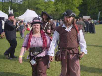 Mittelalterlich Phantasie Spectaculum 2023 in Rastede: Bilder vom MPS ...