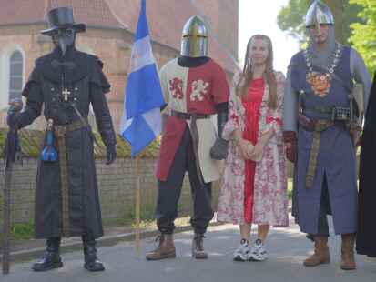Mittelalterlich Phantasie Spectaculum 2023 in Rastede: Bilder vom MPS ...