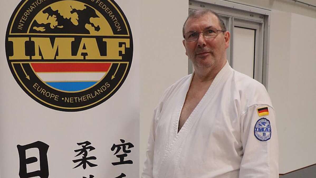 TSG Husbäke: 20 Jahre Karate-Abteilung – Dank an Trainer Peter Kluß