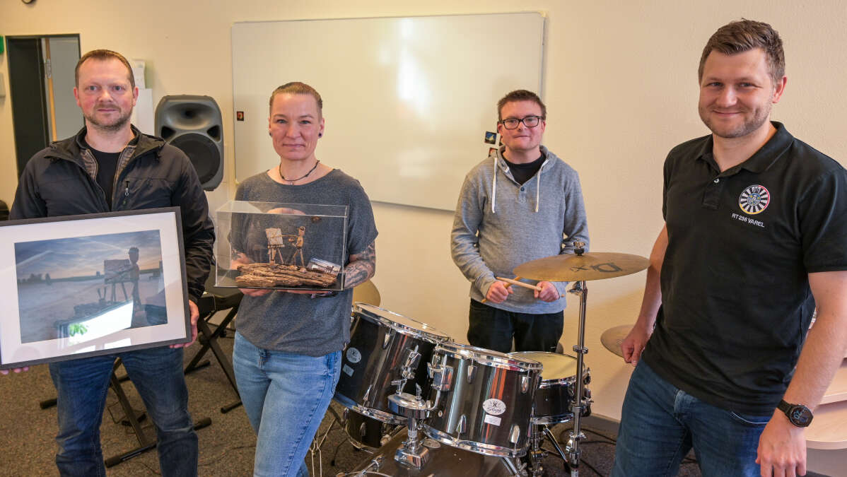 Phillip Theesfeld: Herbstmännchen erobern Benefizkonzert in Varel