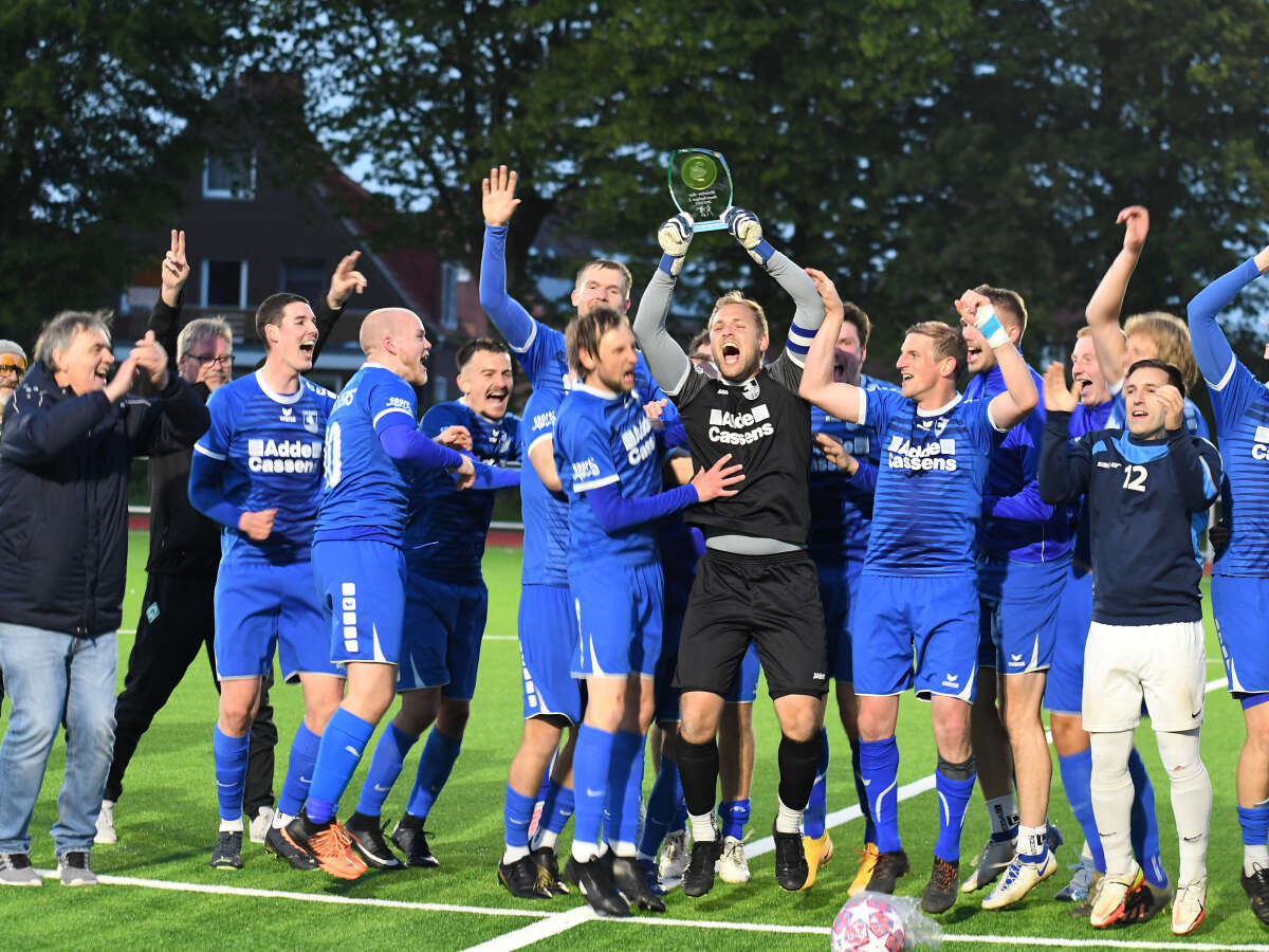Fußball: Esens feiert seine Meister