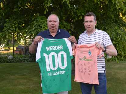 FC Lastrup feiert sich: Jahrhundertspiel mit Fußball-Größen zum 100.
