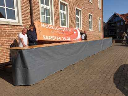 Musikschulfest Emden: Die wohl längste Theke Emdens