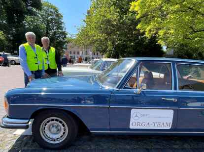Mercedes-Benz Oldtimertreffen in Jever: Ausflüge und Rallyes