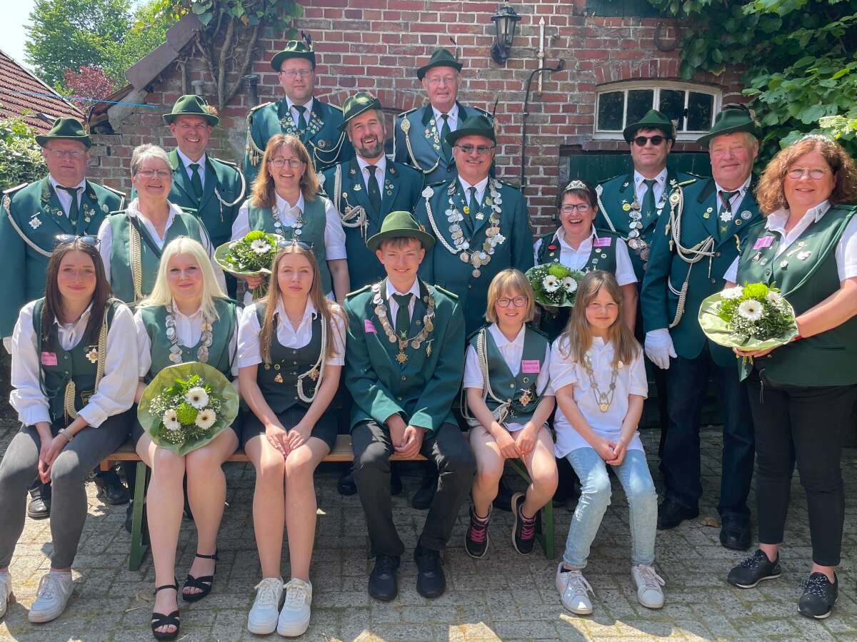 Schützenfest in Wiesedermeer: Roger Steinacker ist Schützenkönig